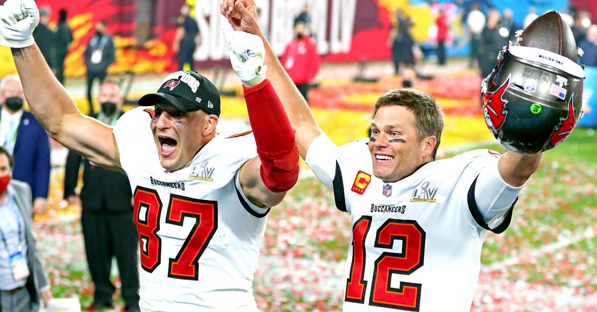 Gronk Joining Tom Brady Movie With Jane Fonda, Lily Tomlin - Sports ...