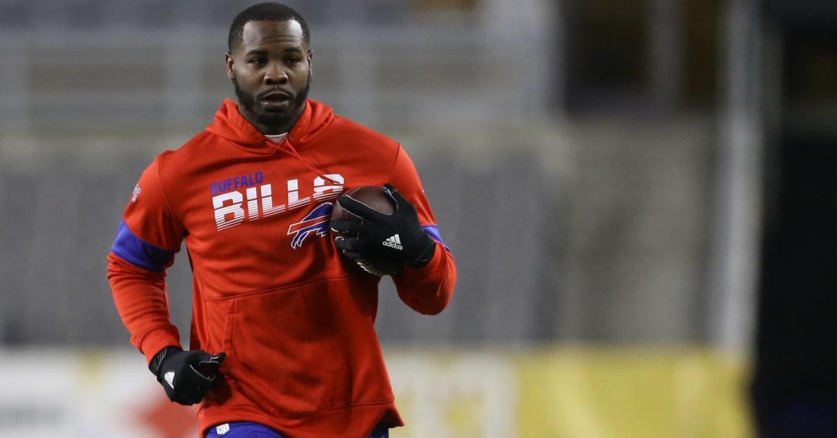 CFL Suspends Duke Williams for Throwing Helmet At Opponent - Sports ...