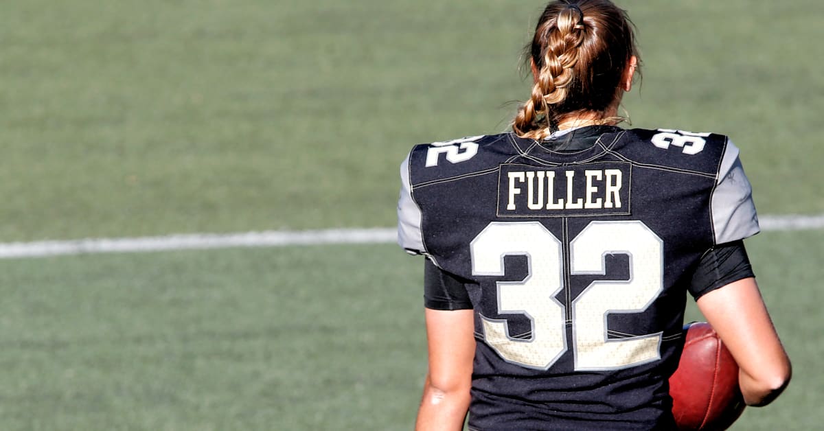 Sarah Fuller: Football kicker’s mental health struggle, advocacy ...
