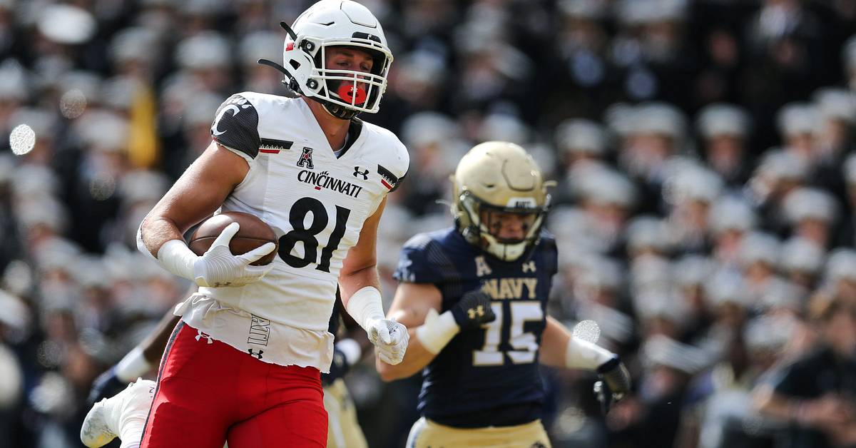 The Athletic Names Josh Whyle a Top-10 Senior NFL Tight End Prospect ...