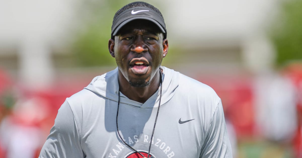 Razorbacks' Jimmy Smith Saw Something Dominique Johnson Nobody Else ...