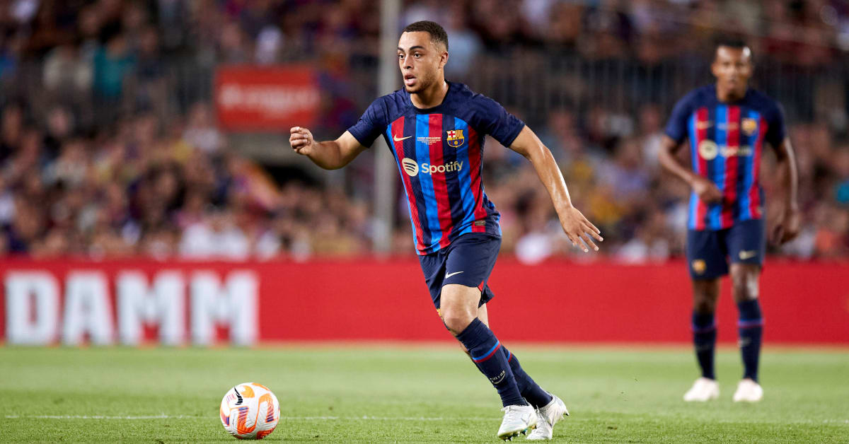 Sergino Dest Loan: AC Milan swoops for USMNT, Barcelona right back ...