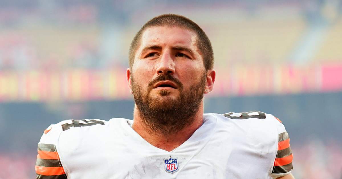 Vikings’ O’Connell Says He Never Spoke With JC Tretter About Roster ...