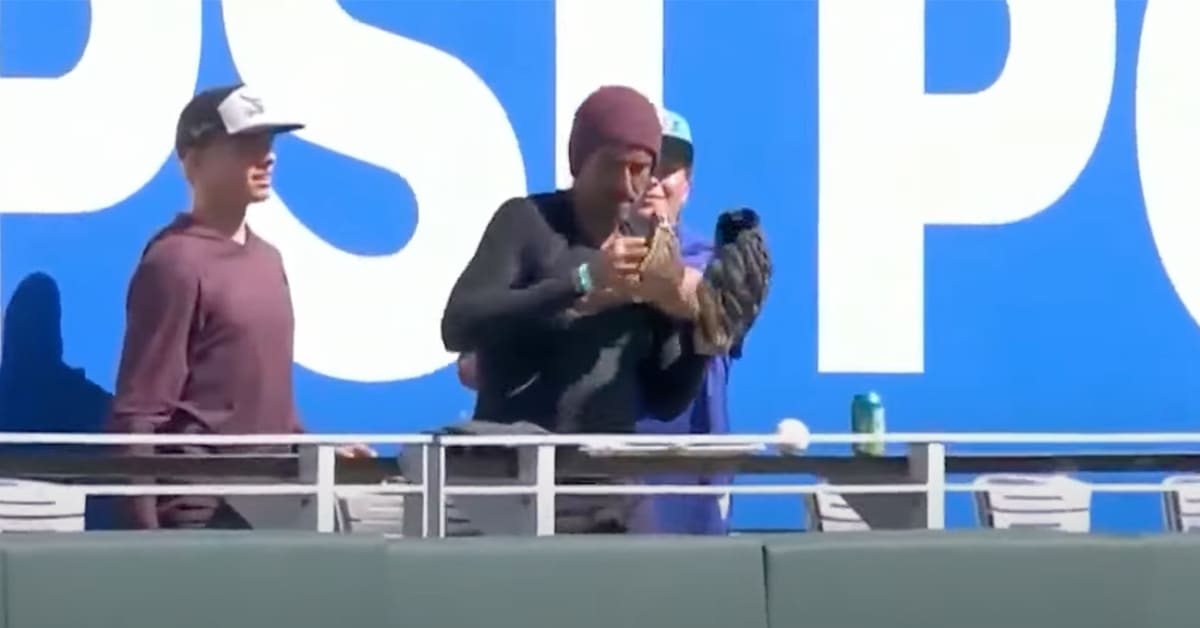 Royals Identify Man Who Stole Home Run Ball, Fled in Viral Video ...