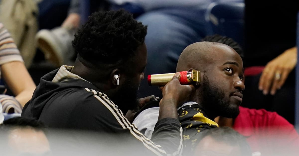 Fan Gets Haircut In Second Row of U.S. Open Match (Video) - Sports ...