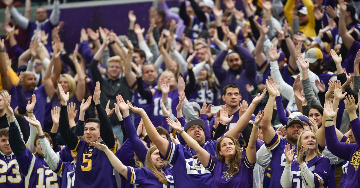 Packers coach Matt LaFleur calls Vikings horn 'annoying' - Sports Illustrated Minnesota Sports ...