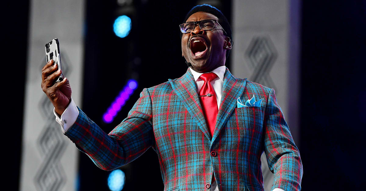 Michael Irvin’s Reaction to Cowboys’ Win Is Going Viral (Video ...