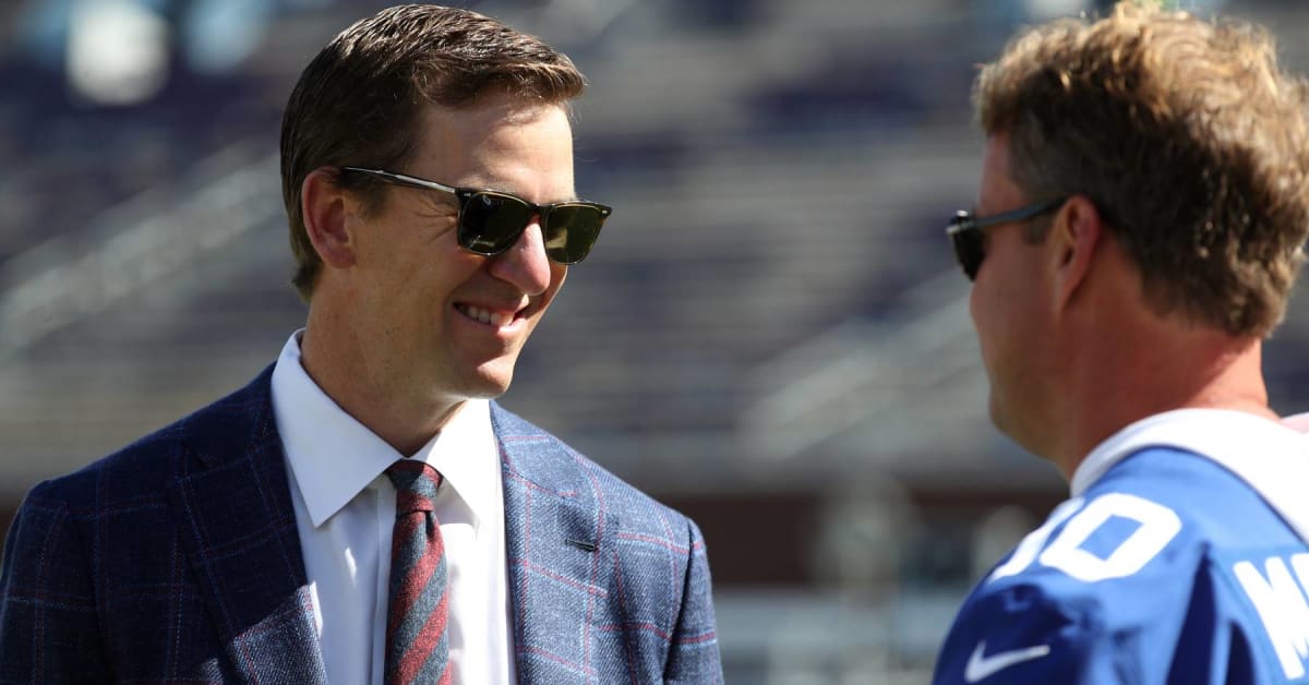 Eli Manning Reacts to ‘Saturday Night Live’ ManningCast Spoof - Sports ...