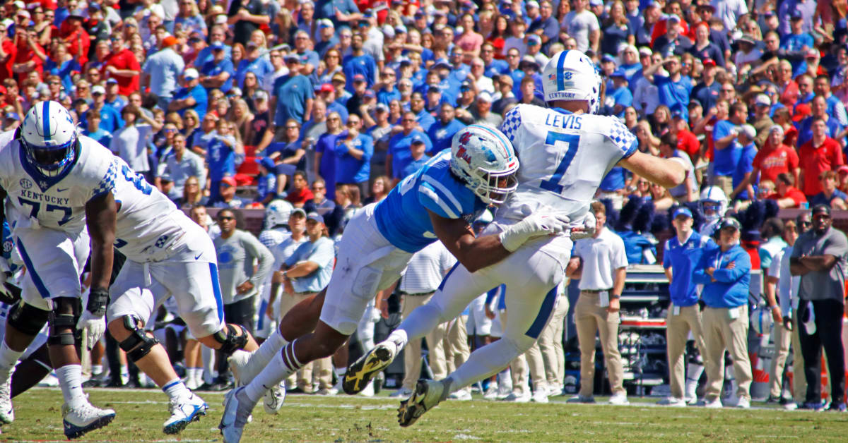 Baltimore Ravens Select Ole Miss DE Tavius Robinson With No. 124 Pick ...