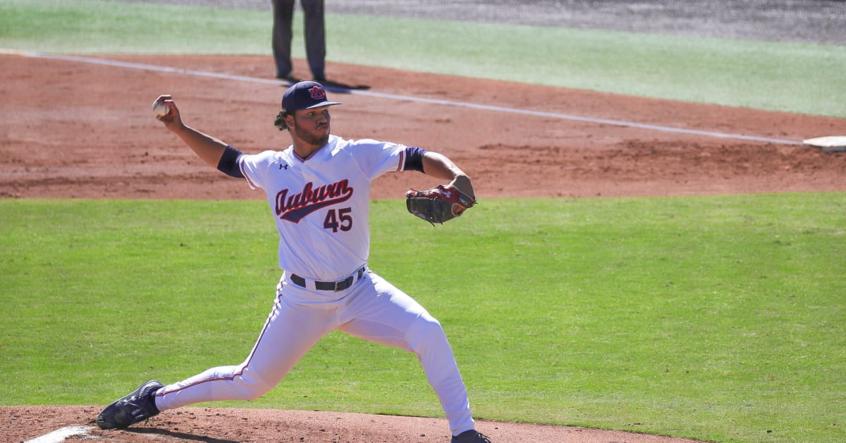 Auburn RHP Joseph Gonzalez and outfielder Bobby Peirce are back for ...