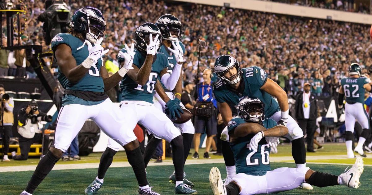 Why an undefeated Eagles offense should rely on their run game - Sports ...