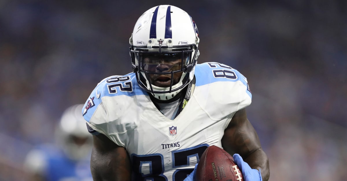 Delanie Walker, Titans Pro Bowl Tight End, Announces Retirement ...