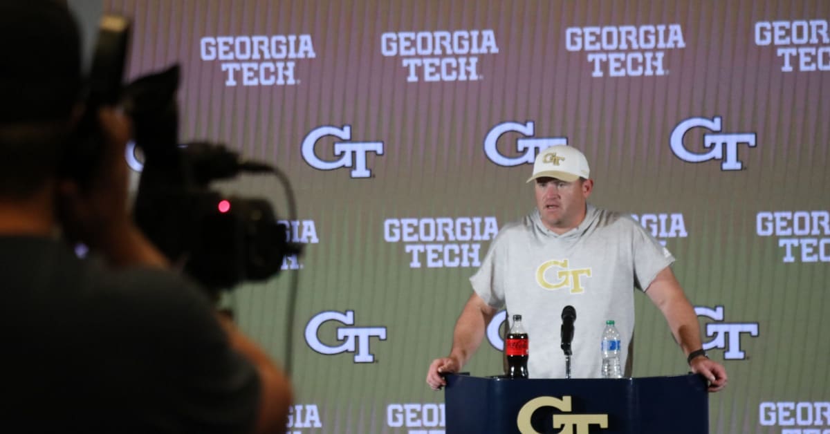 Brent Key Discusses Handling The Emotions of Senior Day - Sports ...