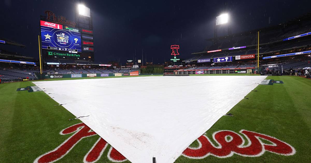 MLB Postpones Game 3 of World Series Due to Rain - Sports Illustrated