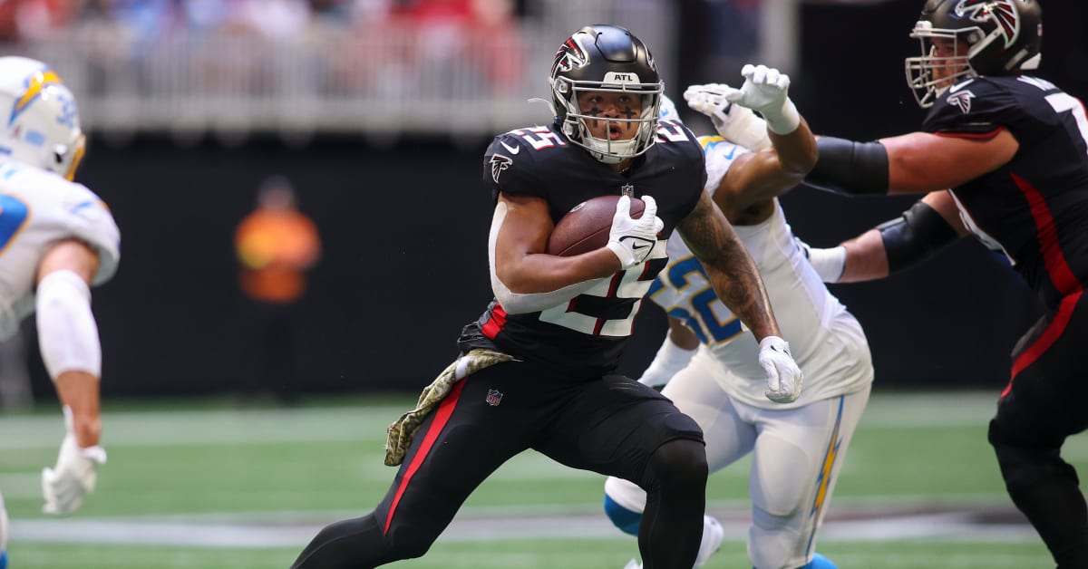 Atlanta Falcons Running Back 'Committee' a Bright Spot in Loss vs. Los ...