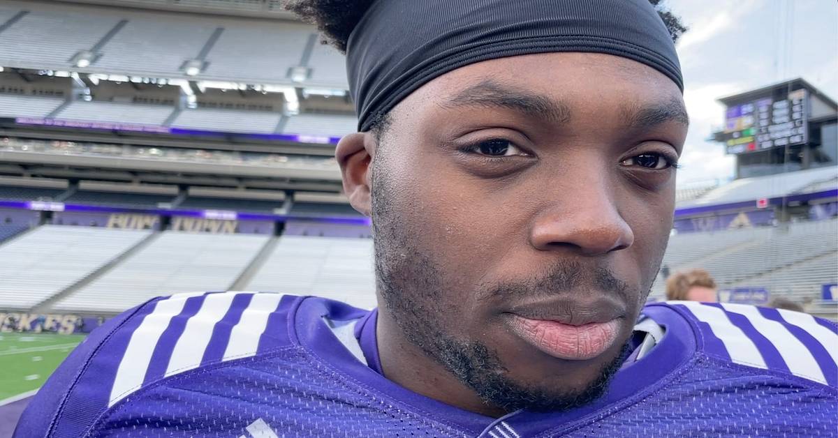 Husky LB Edefuan Ulofoshio on Facing the Ducks: 'It's Just Personal ...