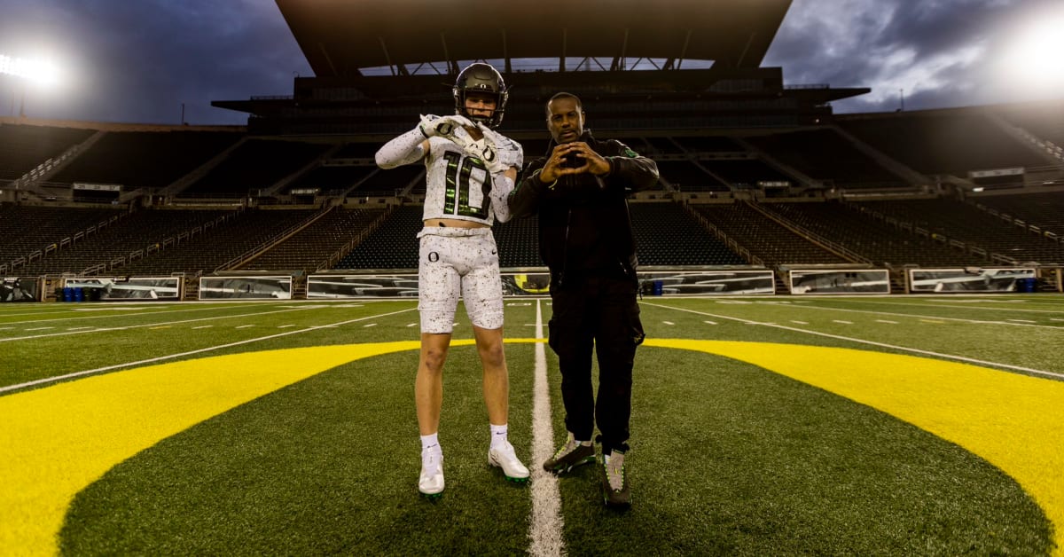Oregon Recruiting Prediction: Ducks to Land 2025 WR Cooper Perry ...