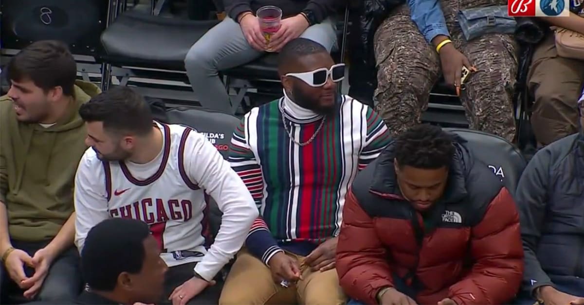 Timberwolves Announcer Savagely Roasted Fan’s Oversized Glasses, and ...