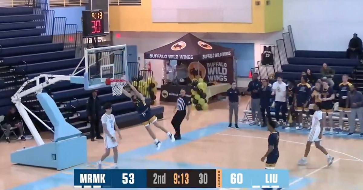 College Basketball Player’s Dunk Collapsed the Entire Hoop - Sports ...
