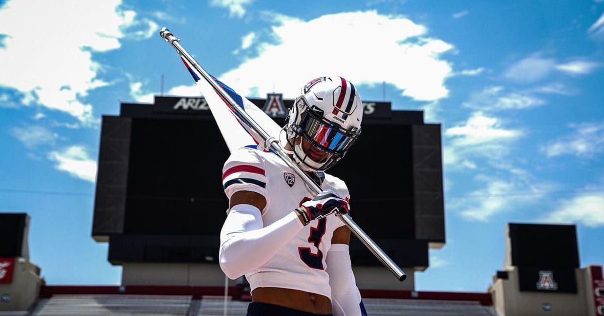 3-Star athlete Bryce Lewis considering Kansas Jayhawks - Blue Wings Rising