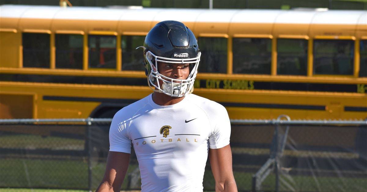 Freshman WR Caleb Odom Catching Eyes For Alabama Football Amidst ...