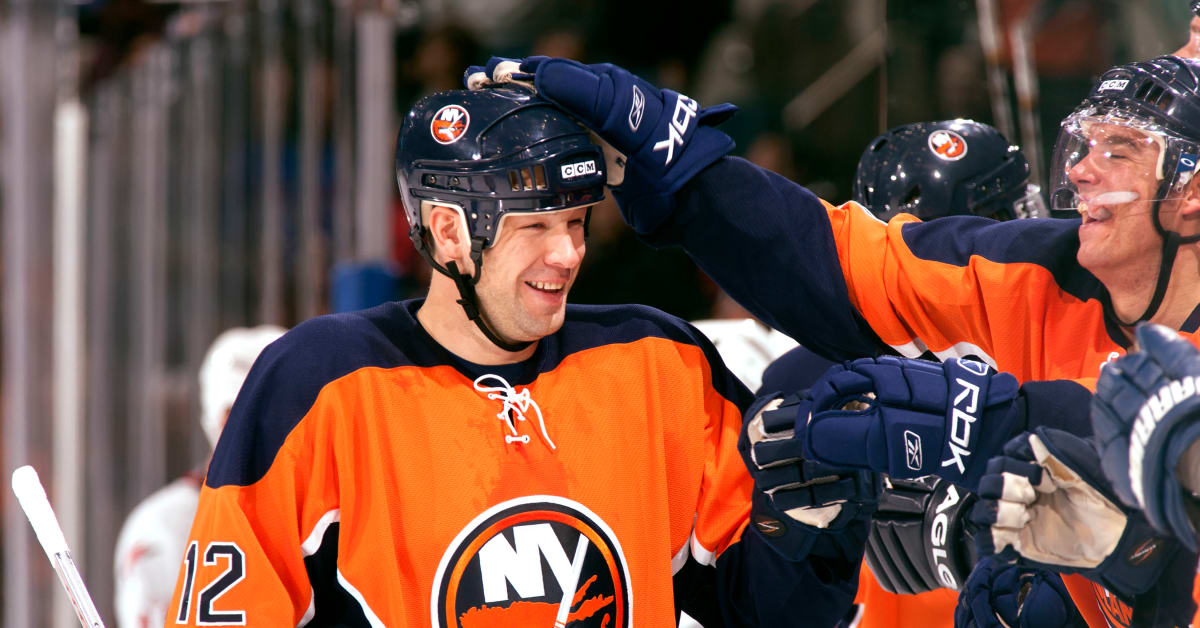 Former Wild forward Chris Simon dies at 52 - Sports Illustrated ...