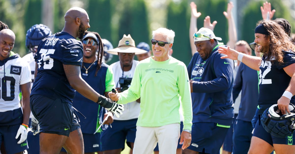 71-Year-Old Pete Carroll Showed Off His Arm While Subbing in at QB at ...