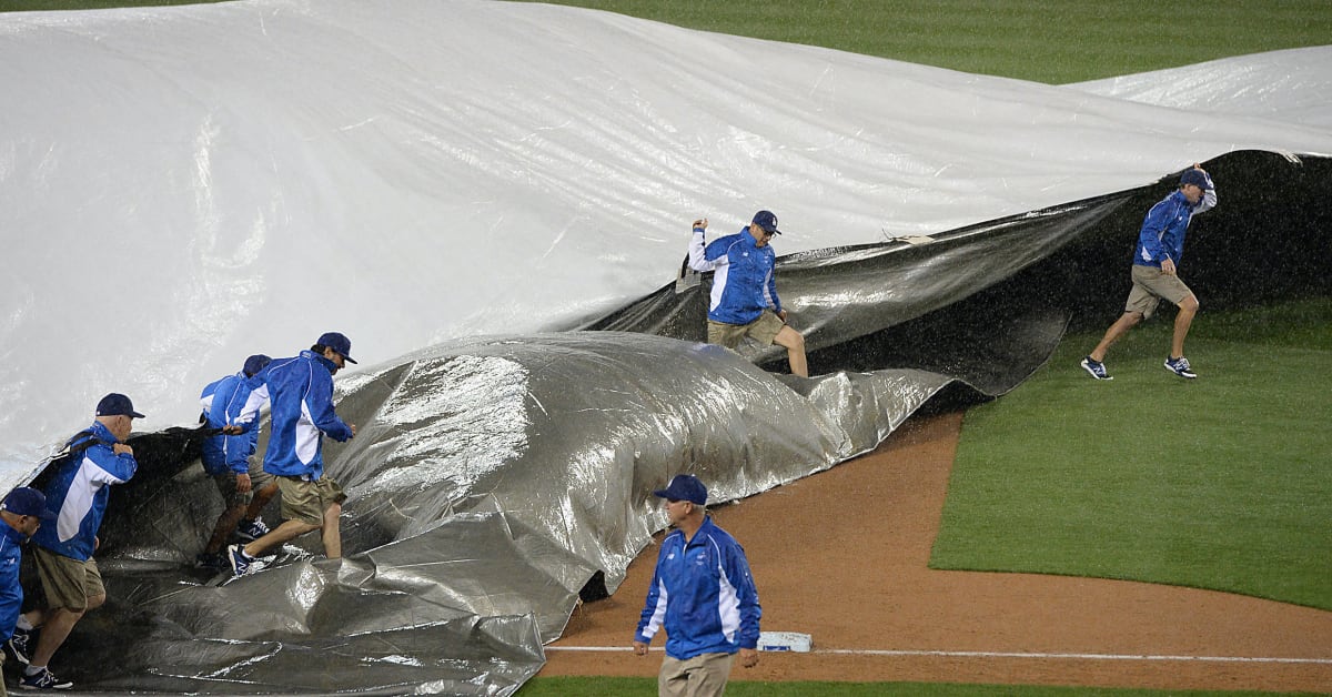 Photos of a Flooded Dodger Stadium Go Viral in Wake of Hurricane Hilary - Fastball