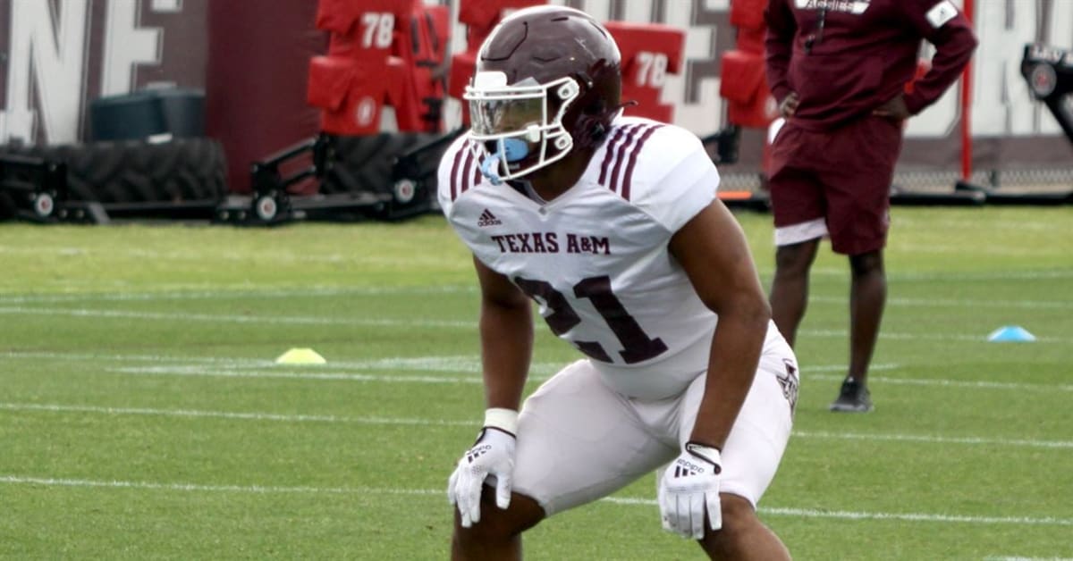 'Well-Rounded' Texas A&M Aggies LB Taurean York Calling Defense When On ...