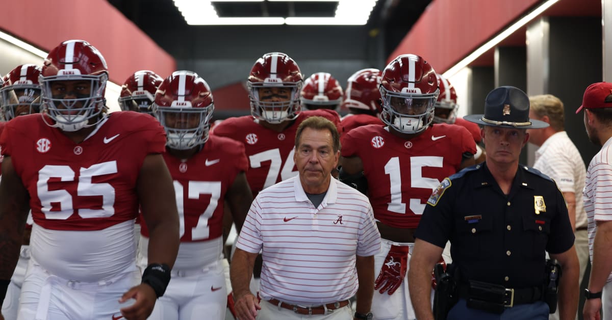 Alabama Football Moves Up in AP Poll, Stays Put in Coaches Poll ...