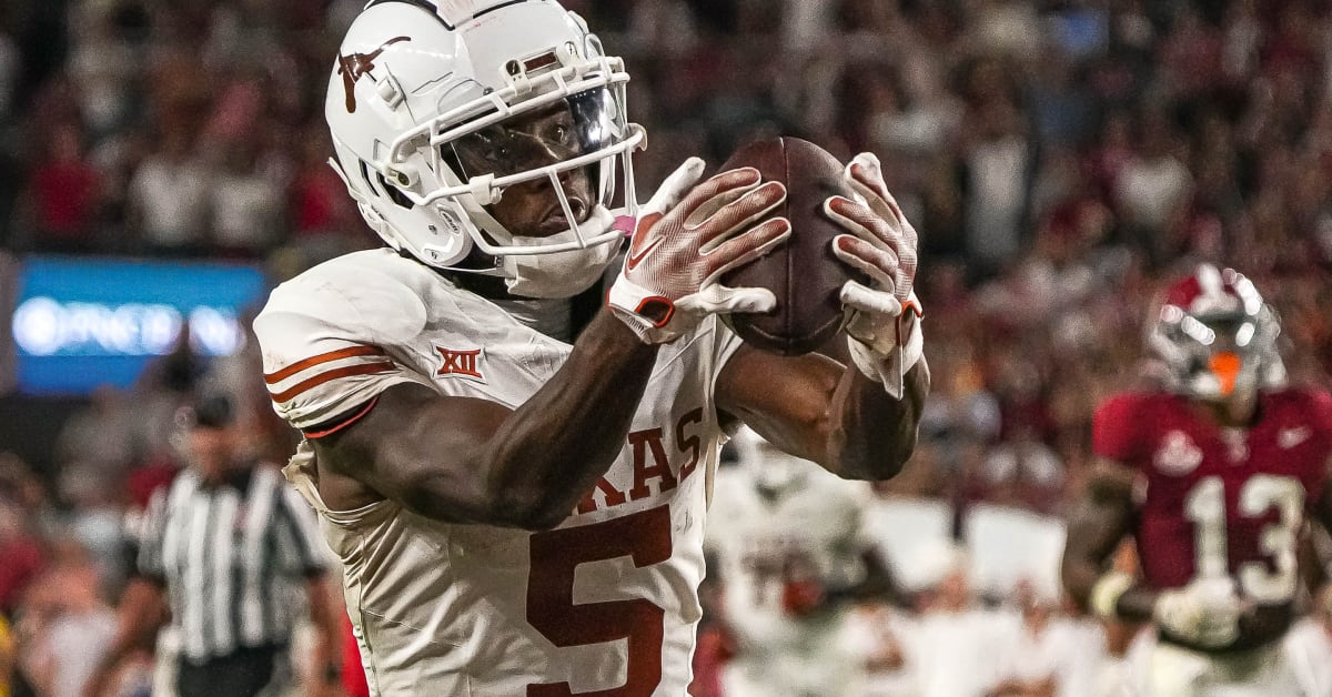 Texas Longhorns WR AD Mitchell Named Big 12 Newcomer Of The Week ...