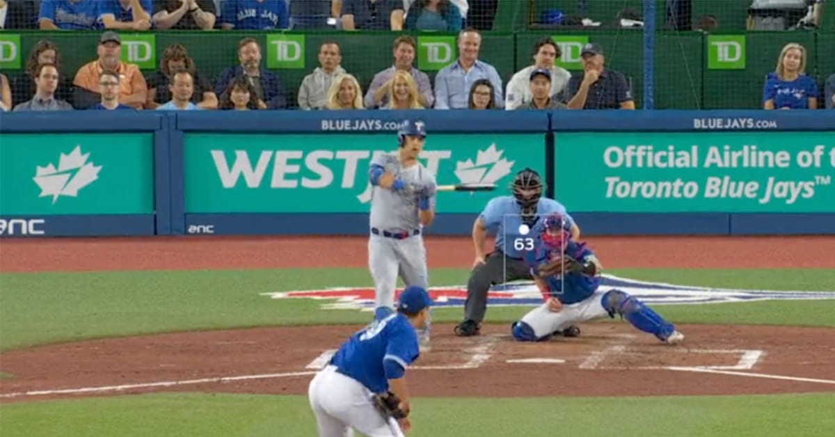 Blue Jays Pitcher Left Rangers Batter Completely Befuddled With 63 MPH Eephus Pitch - Sports ...