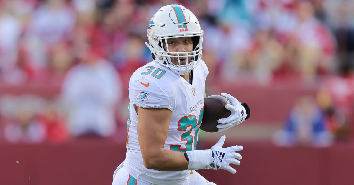 Alec Ingold Shatters Stereotypes for Fullbacks on and off the Field ...