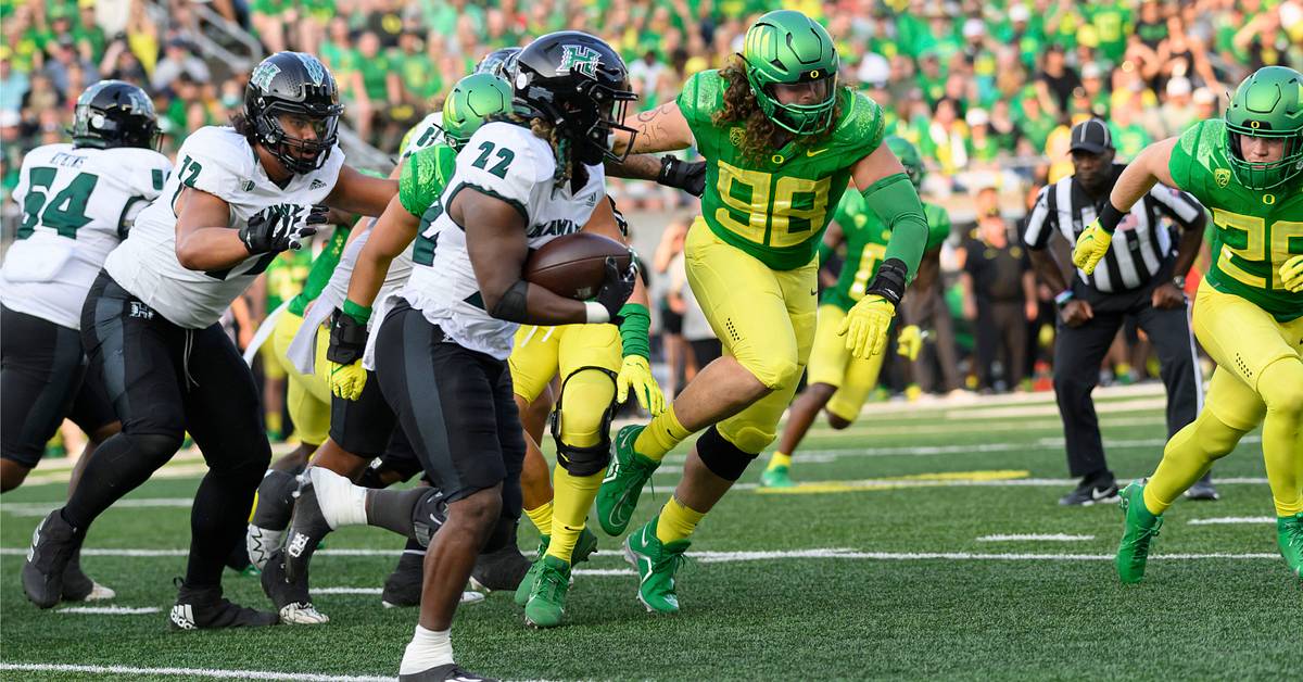 Oregon Football: DL Casey Rogers Talks Defending Shedeur Sanders ...