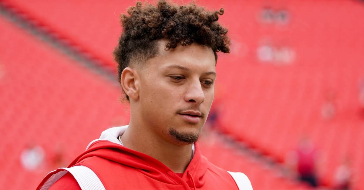 Patrick Mahomes Reconnected With Derek Jeter in Full-Circle Manner With ...