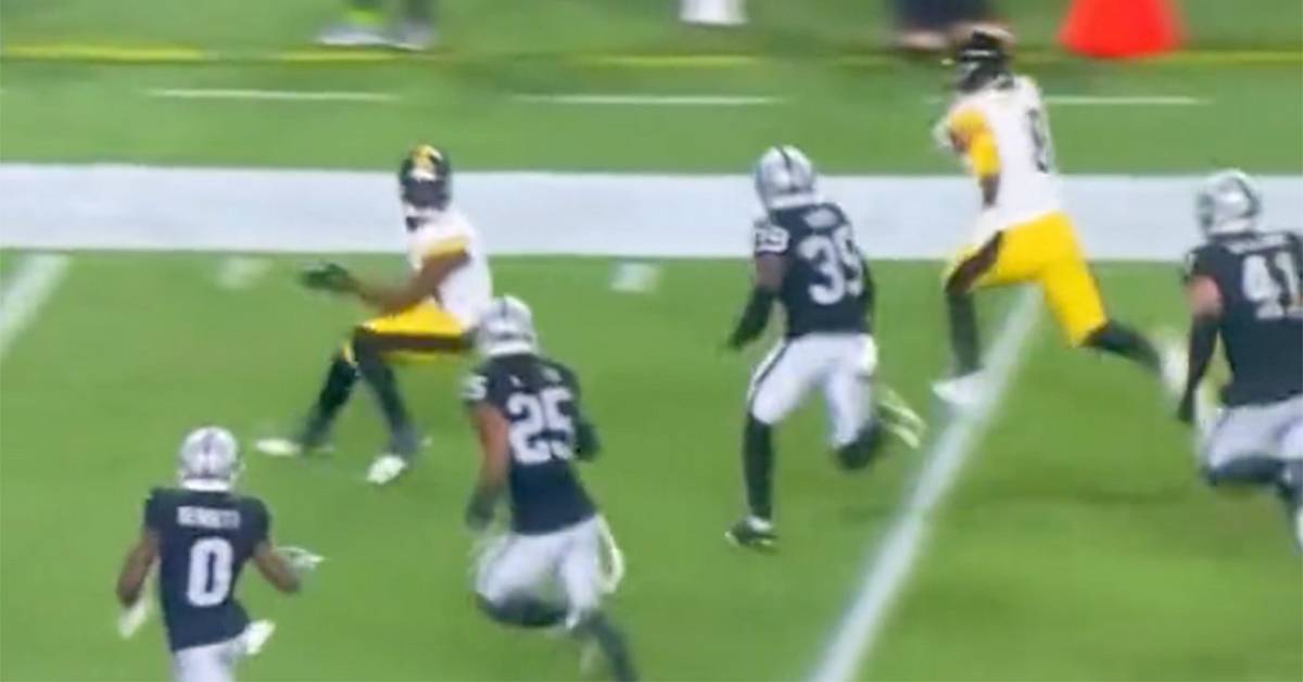 George Pickens Tried to Lay Out Raiders Defender With the Craziest ...