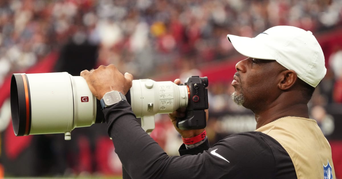 Seattle Mariners Legend Ken Griffey Jr. Makes Appearance as NFL ...