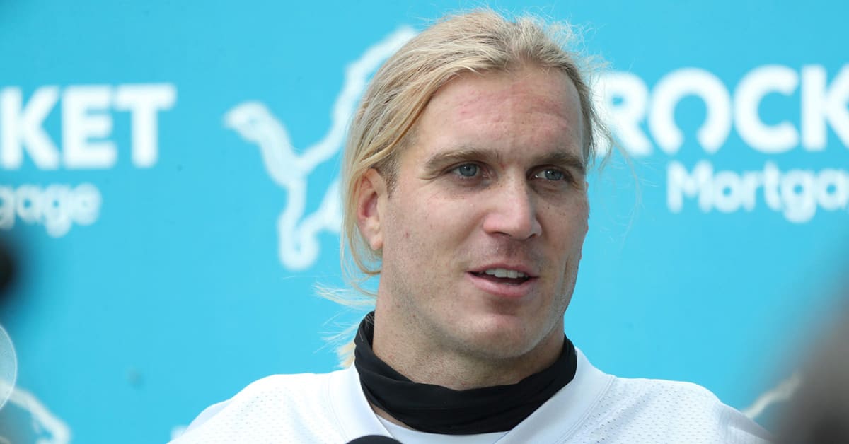 Lions’ Alex Anzalone Says His Parents Are Safely Returning From Trip to ...