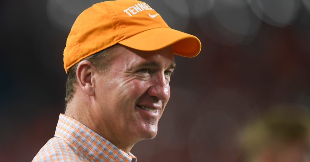 Tennessee Alum Peyton Manning Trolls Alabama Fans About ‘One-Sided’ Rivalry - Sports Illustrated