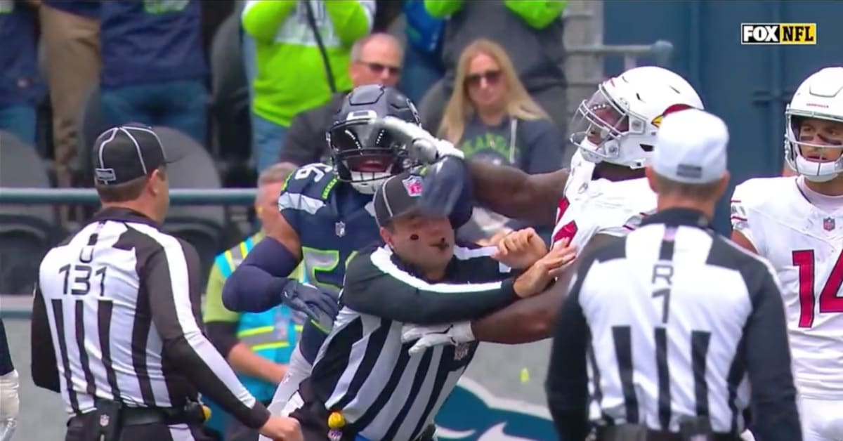 Cardinals OL Ejected From Game After Hitting Ref During Heated Exchange ...