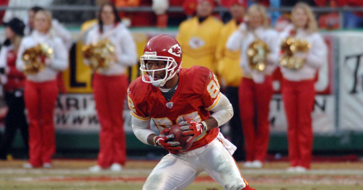 WATCH: Texas A&M Aggies Legend Dante Hall Inducted into Kansas City ...