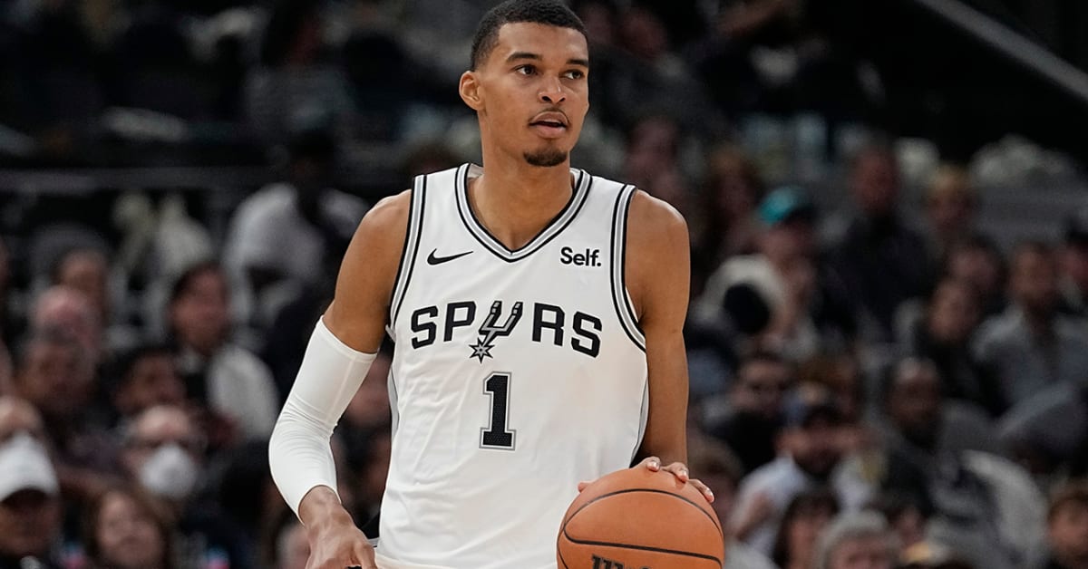 Victor Wembanyama’s Stats Eerily Similar to Tim Duncan’s in Spurs Debut ...