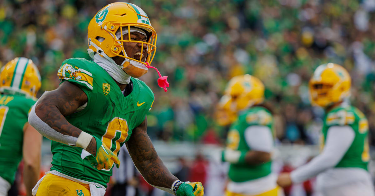 Oregon Football: Oregon RB Bucky Irving to Play in Fiesta Bowl vs ...
