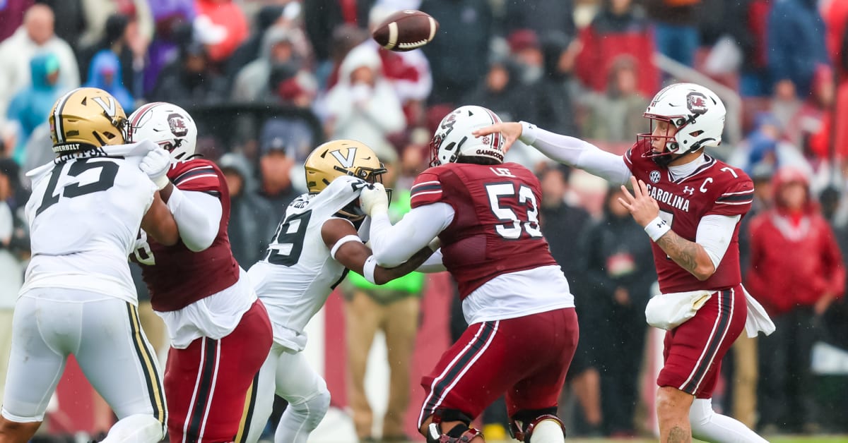 Tonka Hemingway Earns GamecocksDigest Game Ball For Week 11 Performance Over Vanderbilt ...