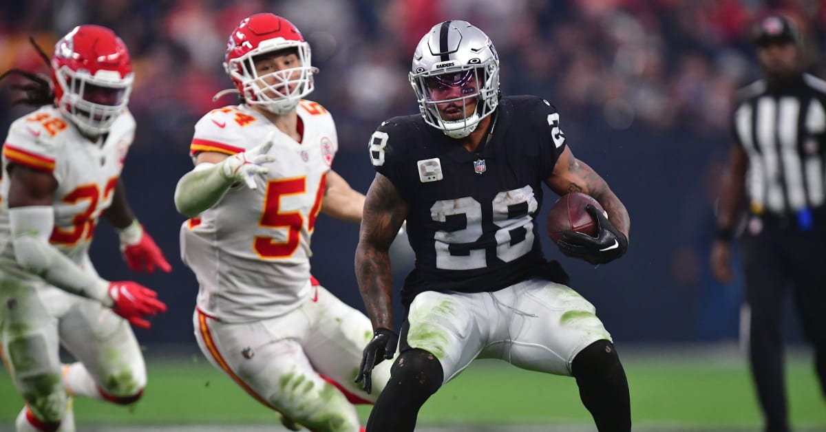 Las Vegas Raiders Josh Jacobs and Davante Adams play well against the ...