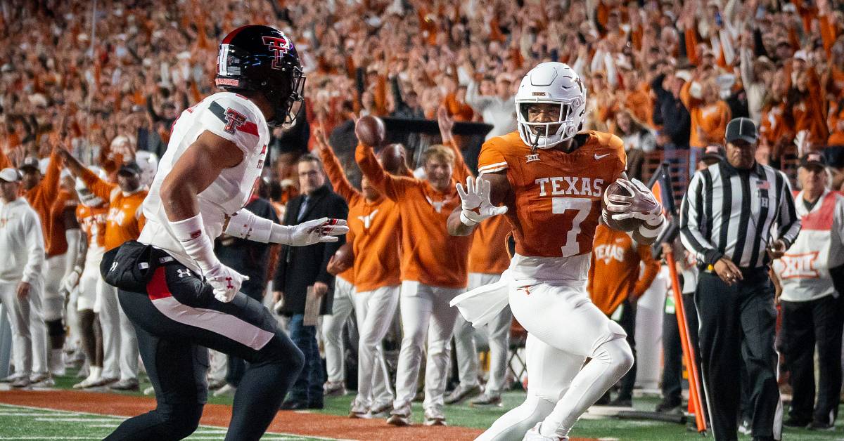 Texas Longhorns Leaving Meat on Bone, Lead Texas Tech Red Raiders at ...