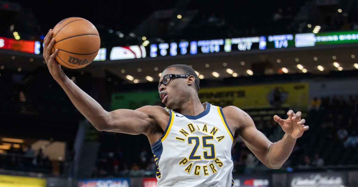 Jalen Smith won't travel with Indiana Pacers to Miami, will be re ...