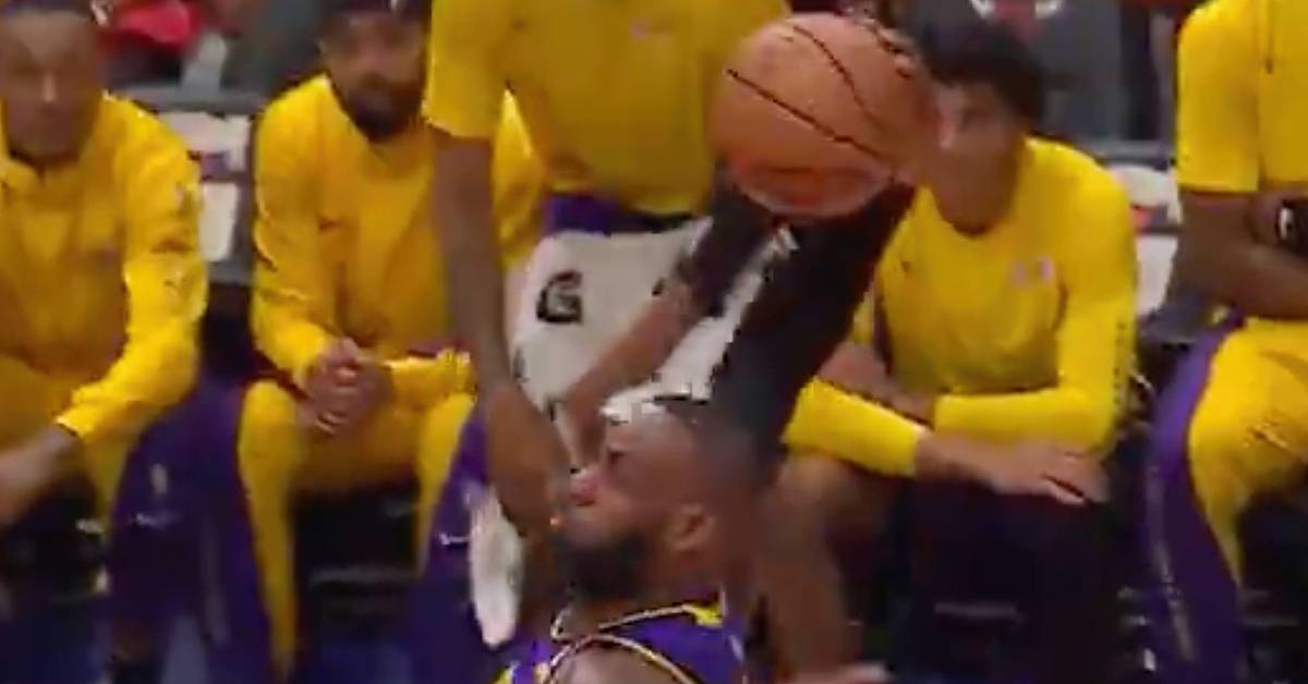 LeBron James Threw Down Another Monstrous Dunk That Left Fans In ...