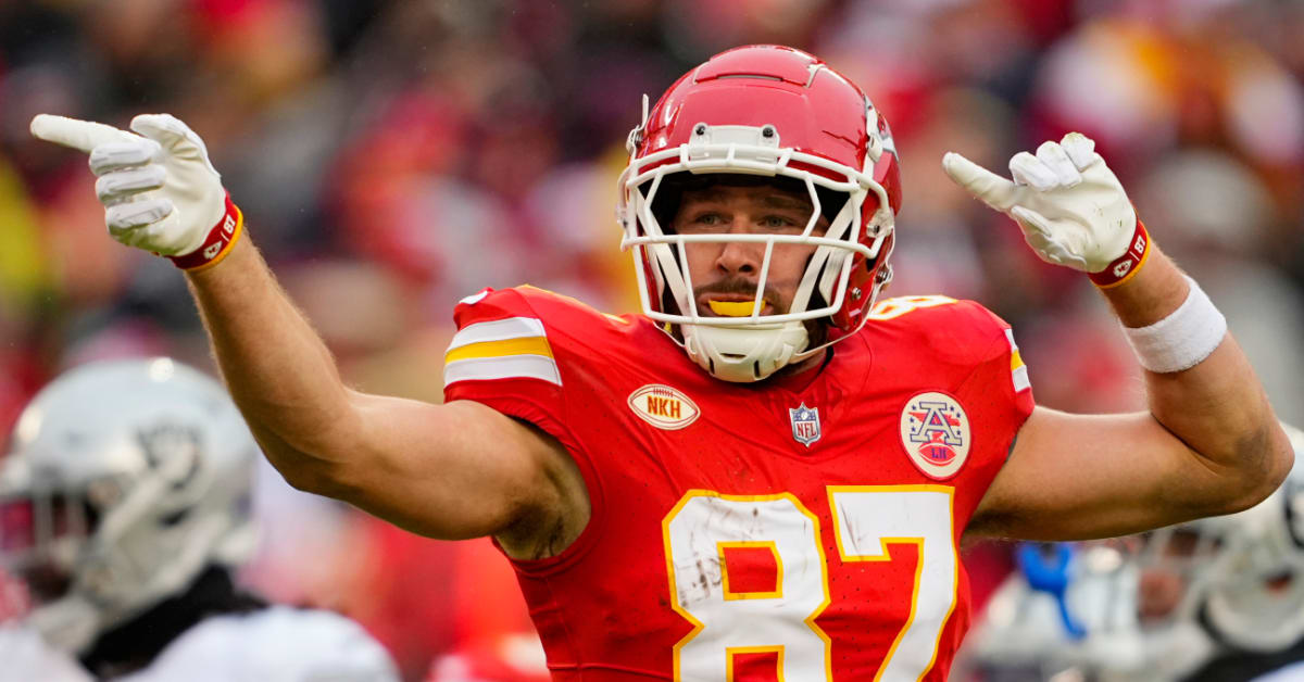 Travis Kelce Didn’t Hold Back When Asked About Throwing His Helmet in Sideline Meltdown vs ...