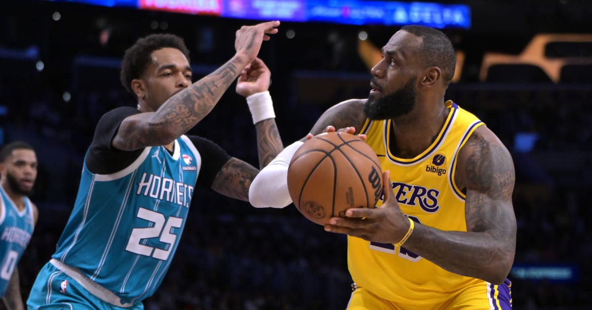 LeBron James in for Lakers-Wolves game Saturday - Sports Illustrated ...